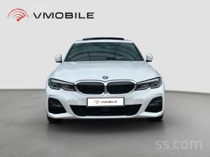 White BMW 330 2019 in Riga, with an engine capacity of 2.00 L and mileage of 68 thousand km for 32490 €, photo 4 on AUTOMOTO.COM.LV