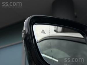 White BMW 330 2019 in Riga, with an engine capacity of 2.00 L and mileage of 68 thousand km for 32490 €, photo 20 on AUTOMOTO.COM.LV