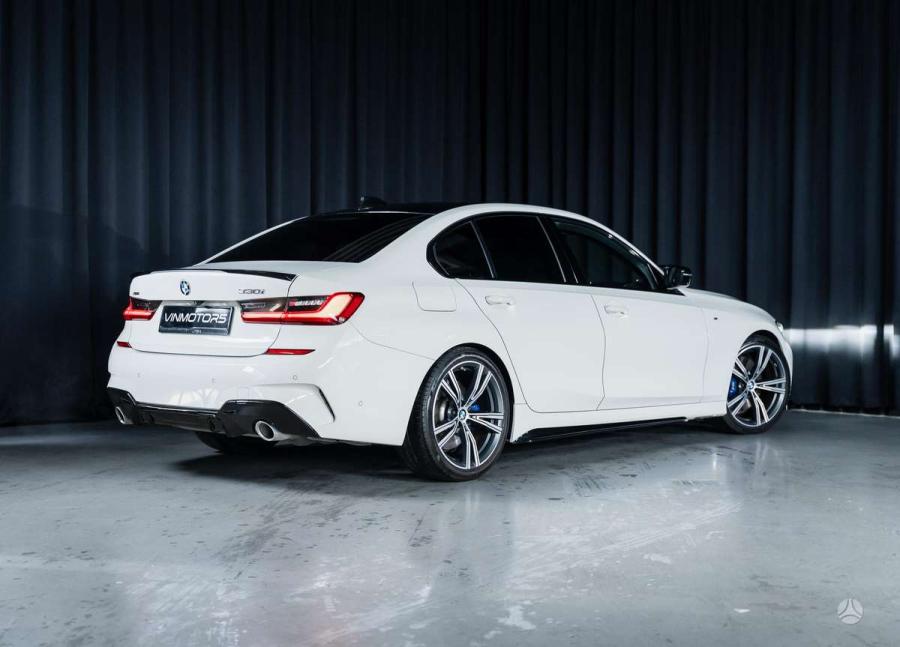 Balts BMW 330 2019 Viļņa, ar dzinēja tilpumu 2.00 L un nobraukumu 81 tūkst. km par 30000 €, foto 5 vietnē AUTOMOTO.COM.LV