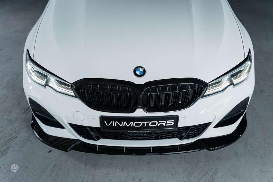 Balts BMW 330 2019 Viļņa, ar dzinēja tilpumu 2.00 L un nobraukumu 81 tūkst. km par 30000 €, foto 11 vietnē AUTOMOTO.COM.LV