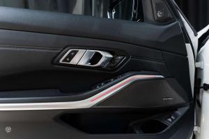 Balts BMW 330 2019 Viļņa, ar dzinēja tilpumu 2.00 L un nobraukumu 81 tūkst. km par 30000 €, foto 19 vietnē AUTOMOTO.COM.LV