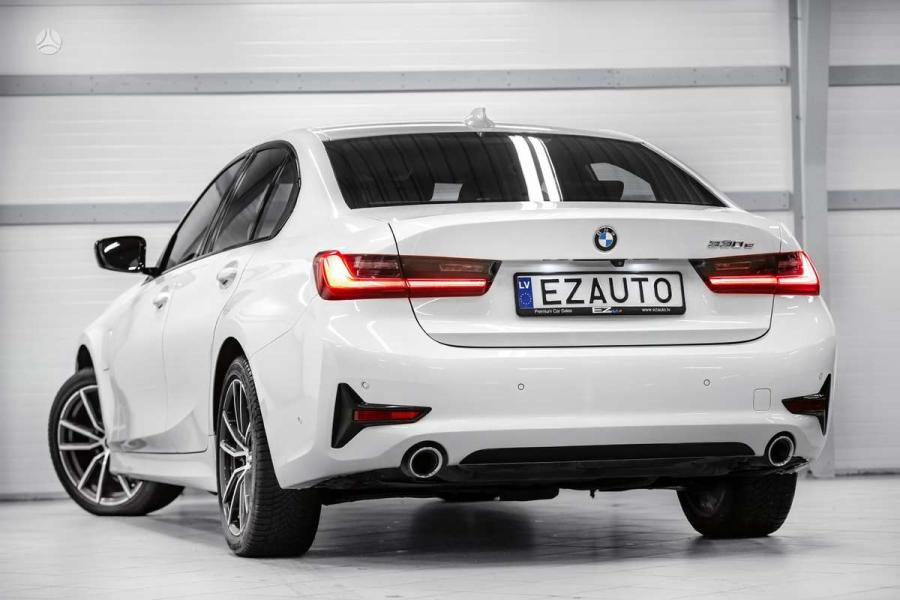 Balts BMW 330 2020 Tukums, ar dzinēja tilpumu 2.00 L un nobraukumu 76 tūkst. km par 27770 €, foto 9 vietnē AUTOMOTO.COM.LV