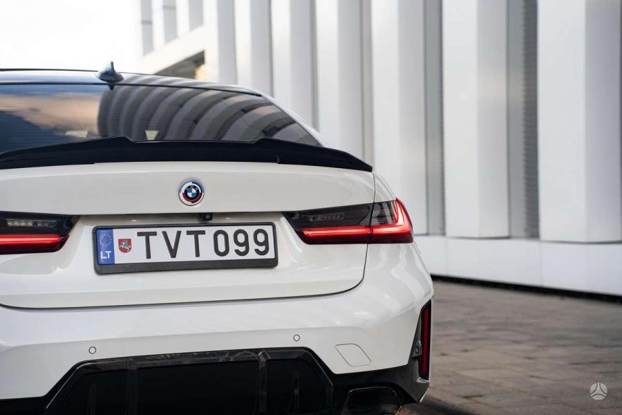 Balts BMW 330 2020 Viļņa, ar dzinēja tilpumu 2.00 L un nobraukumu 169 tūkst. km par 25990 €, foto 9 vietnē AUTOMOTO.COM.LV