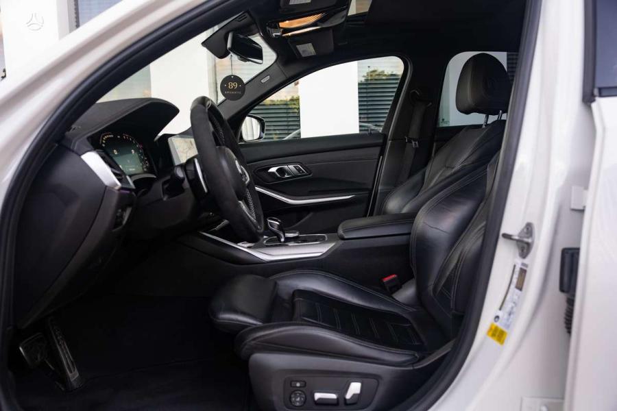 Balts BMW 330 2020 Viļņa, ar dzinēja tilpumu 2.00 L un nobraukumu 169 tūkst. km par 25990 €, foto 18 vietnē AUTOMOTO.COM.LV