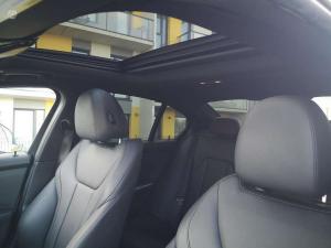 White BMW 330 2020 in Klaipeda, with an engine capacity of 2.00 L and mileage of 180 thousand km for 27999 €, photo 19 on AUTOMOTO.COM.LV