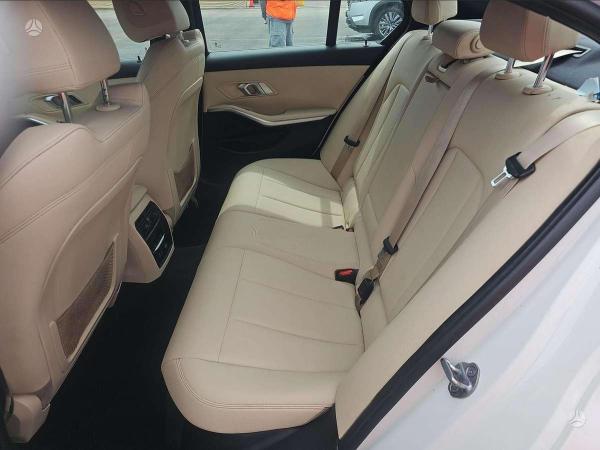 Balts BMW 330 2020 Ukmergė, ar dzinēja tilpumu 2.00 L un nobraukumu 301 tūkst. km par 13100 €, foto 7 vietnē AUTOMOTO.COM.LV