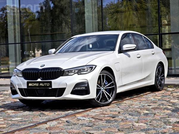 Balts BMW 330 2020 Rīga, ar dzinēja tilpumu 2.00 L un nobraukumu 131 tūkst. km par 25900 €, foto 1 vietnē AUTOMOTO.COM.LV