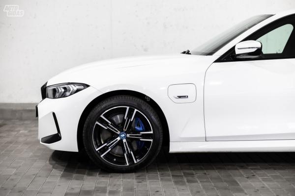 Balts BMW 330 2022 Viļņa, ar dzinēja tilpumu 2.00 L un nobraukumu 63 tūkst. km par 39491 €, foto 5 vietnē AUTOMOTO.COM.LV