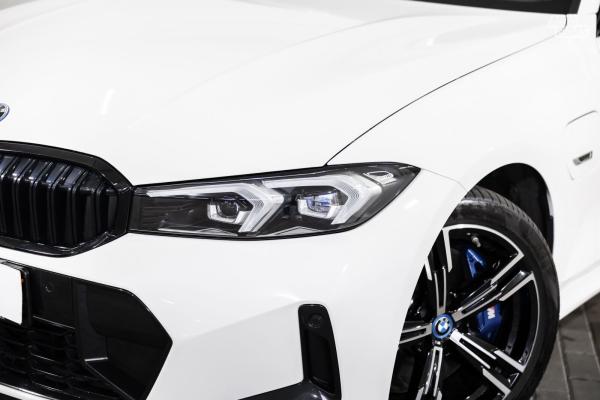 Balts BMW 330 2022 Viļņa, ar dzinēja tilpumu 2.00 L un nobraukumu 63 tūkst. km par 39491 €, foto 6 vietnē AUTOMOTO.COM.LV