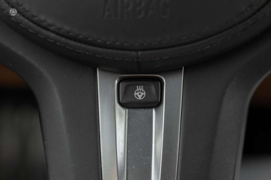 Balts BMW 330 2022 Viļņa, ar dzinēja tilpumu 2.00 L un nobraukumu 72 tūkst. km par 28900 €, foto 28 vietnē AUTOMOTO.COM.LV