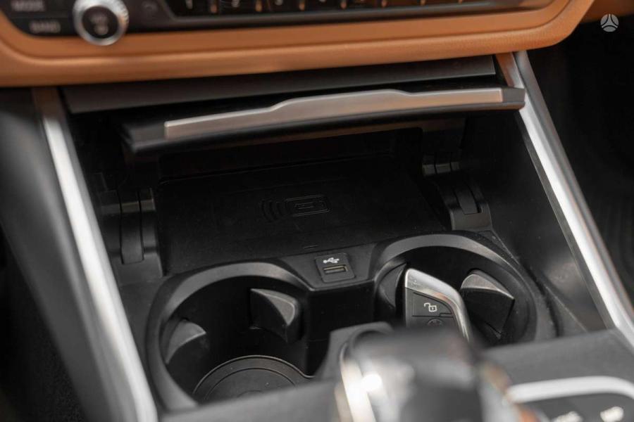 Balts BMW 330 2022 Viļņa, ar dzinēja tilpumu 2.00 L un nobraukumu 72 tūkst. km par 28900 €, foto 38 vietnē AUTOMOTO.COM.LV