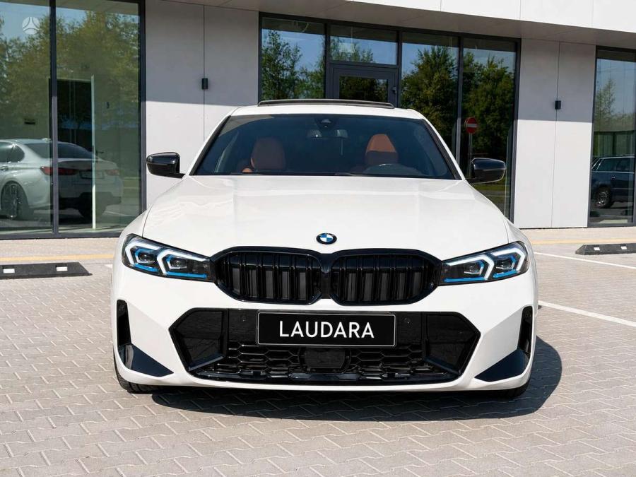 White BMW 330 2022 in Vilnius, with an engine capacity of 2.00 L and mileage of 72 thousand km for 28400 €, photo 11 on AUTOMOTO.COM.LV