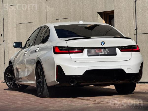 White BMW 330 2023 in Riga, with an engine capacity of 3.00 L and mileage of 172 thousand km for 29800 €, photo 6 on AUTOMOTO.COM.LV