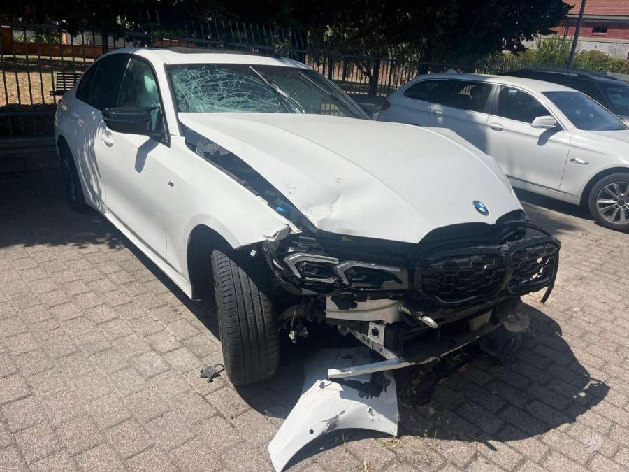 Balts BMW 330 2025 Šauļi, ar dzinēja tilpumu 2.99 L un nobraukumu 27 tūkst. km par 25700 €, foto 4 vietnē AUTOMOTO.COM.LV