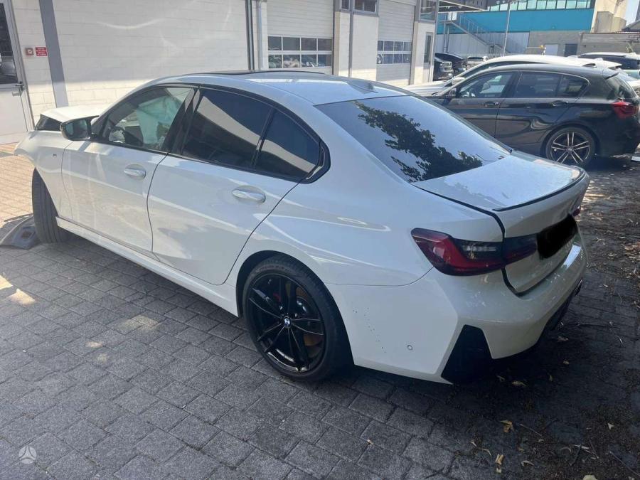Balts BMW 330 2025 Šauļi, ar dzinēja tilpumu 2.99 L un nobraukumu 27 tūkst. km par 25700 €, foto 5 vietnē AUTOMOTO.COM.LV