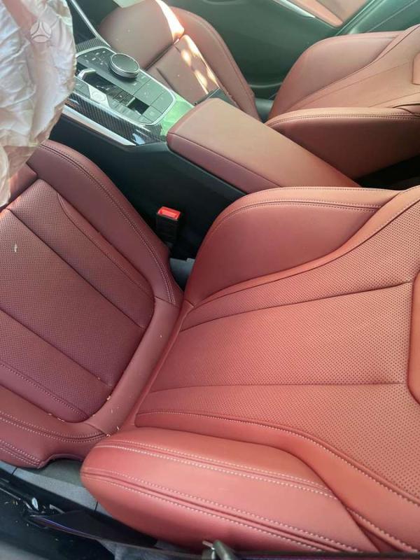 Balts BMW 330 2025 Šauļi, ar dzinēja tilpumu 2.99 L un nobraukumu 27 tūkst. km par 25700 €, foto 8 vietnē AUTOMOTO.COM.LV