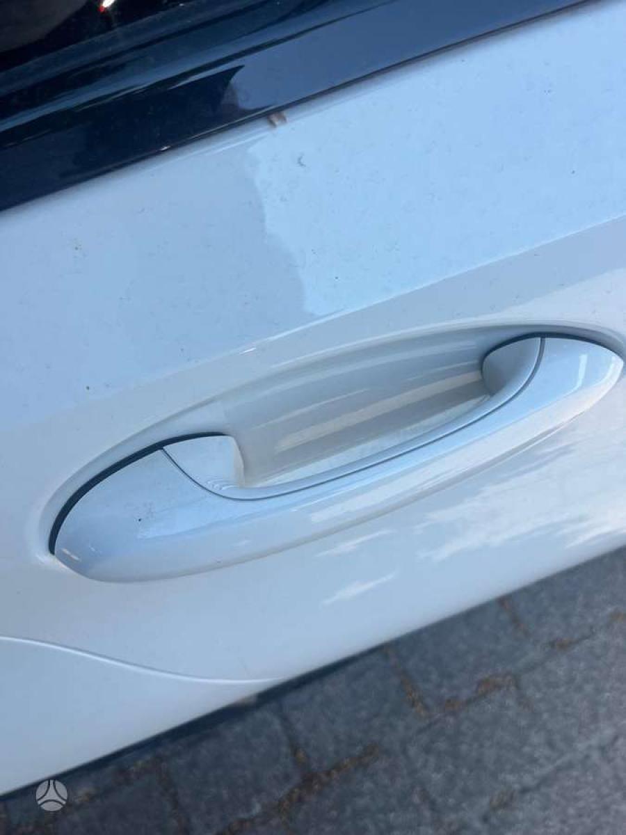 Balts BMW 330 2025 Šauļi, ar dzinēja tilpumu 2.99 L un nobraukumu 27 tūkst. km par 25700 €, foto 19 vietnē AUTOMOTO.COM.LV