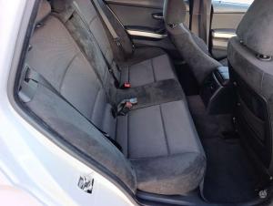 White BMW 330 2006 in Kedainiai, with an engine capacity of 2.99 L and mileage of 310 thousand km for 5990 €, photo 37 on AUTOMOTO.COM.LV