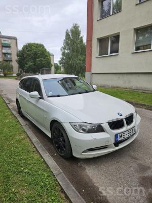 Balts BMW 330 2007 Jelgava, ar dzinēja tilpumu 3.00 L un nobraukumu 305 tūkst. km par 2250 €, foto 2 vietnē AUTOMOTO.COM.LV