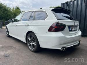 Белый БМВ 330 2007 в Тукумс, объемом двигателя 3.00 л и пробегом 325 тыс. км за 2300 €, фото 5 на AUTOMOTO.COM.LV