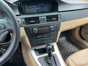 Белый БМВ 330 2007 в Тукумс, объемом двигателя 3.00 л и пробегом 325 тыс. км за 2300 €, фото 12 на AUTOMOTO.COM.LV