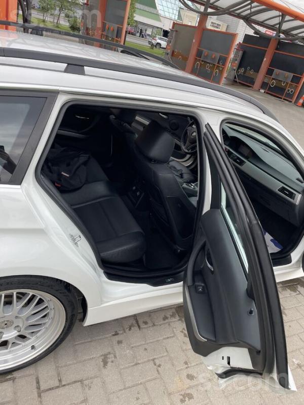 Balts BMW 330 2008 Rīga, ar dzinēja tilpumu 3.00 L un nobraukumu 255 tūkst. km par 5500 €, foto 8 vietnē AUTOMOTO.COM.LV