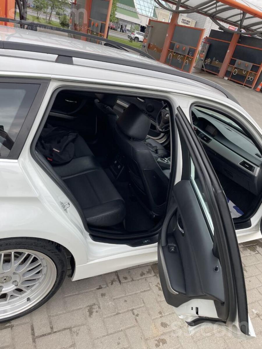 Balts BMW 330 2008 Rīga, ar dzinēja tilpumu 3.00 L un nobraukumu 255 tūkst. km par 5500 €, foto 9 vietnē AUTOMOTO.COM.LV