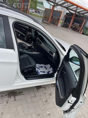 Balts BMW 330 2008 Rīga, ar dzinēja tilpumu 3.00 L un nobraukumu 255 tūkst. km par 5500 €, foto 10 vietnē AUTOMOTO.COM.LV