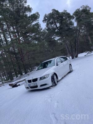 Balts BMW 330 2008 Rīga, ar dzinēja tilpumu 3.00 L un nobraukumu 255 tūkst. km par 5500 €, foto 14 vietnē AUTOMOTO.COM.LV