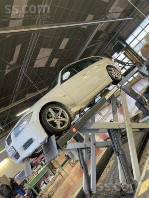 Balts BMW 330 2008 Rīga, ar dzinēja tilpumu 3.00 L un nobraukumu 255 tūkst. km par 5500 €, foto 15 vietnē AUTOMOTO.COM.LV