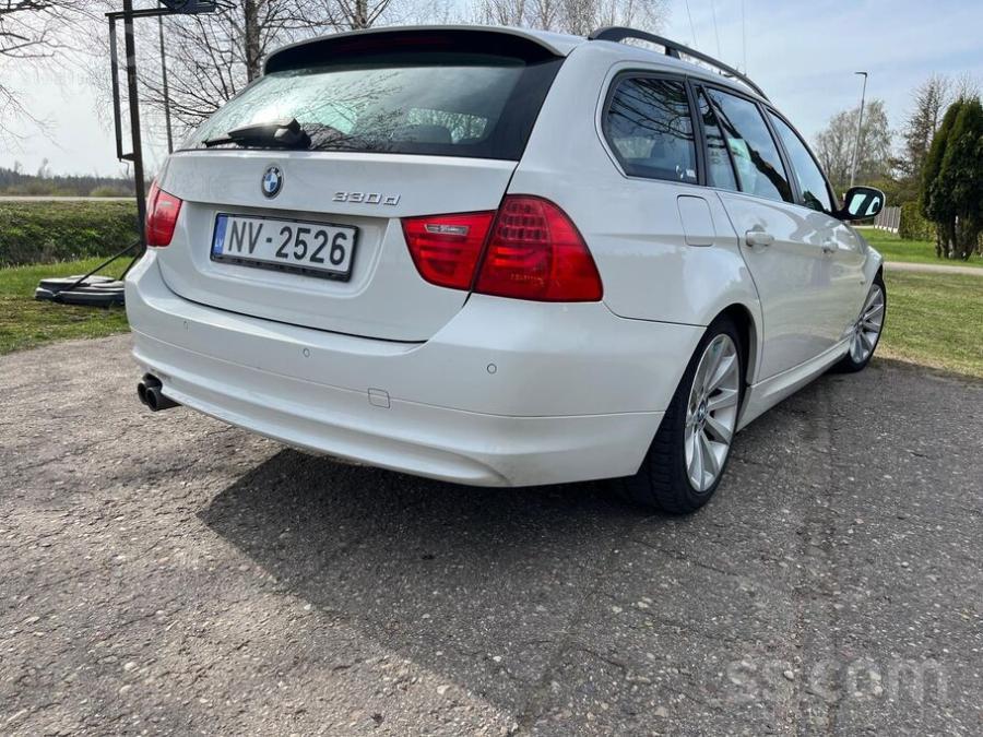 Balts BMW 330 2009 Rīga, ar dzinēja tilpumu 3.00 L un nobraukumu 285 tūkst. km par 5550 €, foto 9 vietnē AUTOMOTO.COM.LV