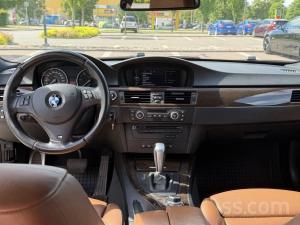 Balts BMW 330 2009 Ventspils, ar dzinēja tilpumu 3.00 L un nobraukumu 368 tūkst. km par 6990 €, foto 6 vietnē AUTOMOTO.COM.LV