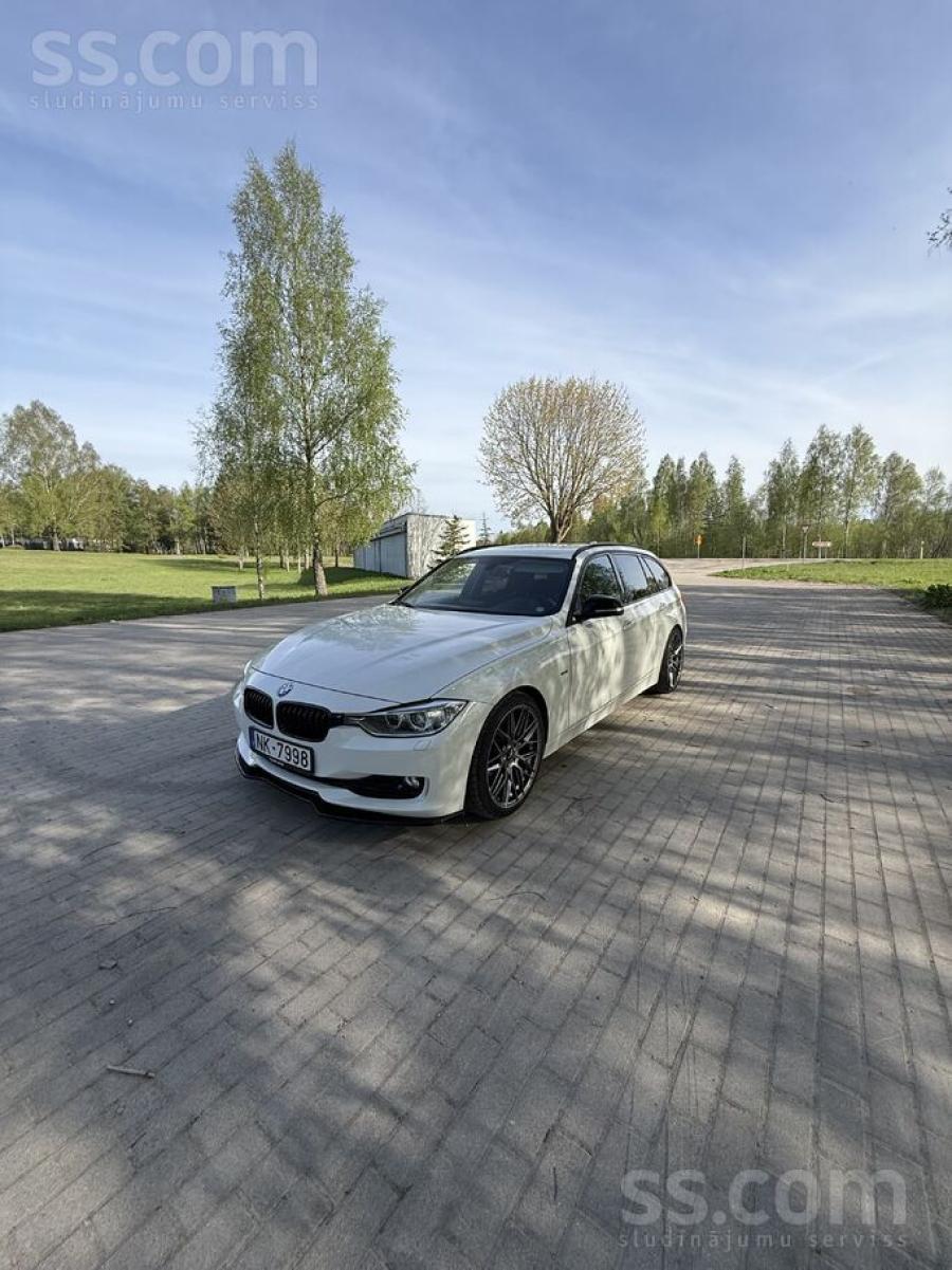 Balts BMW 330 2012 Liepāja, ar dzinēja tilpumu 3.00 L un nobraukumu 300 tūkst. km par 10950 €, foto 3 vietnē AUTOMOTO.COM.LV