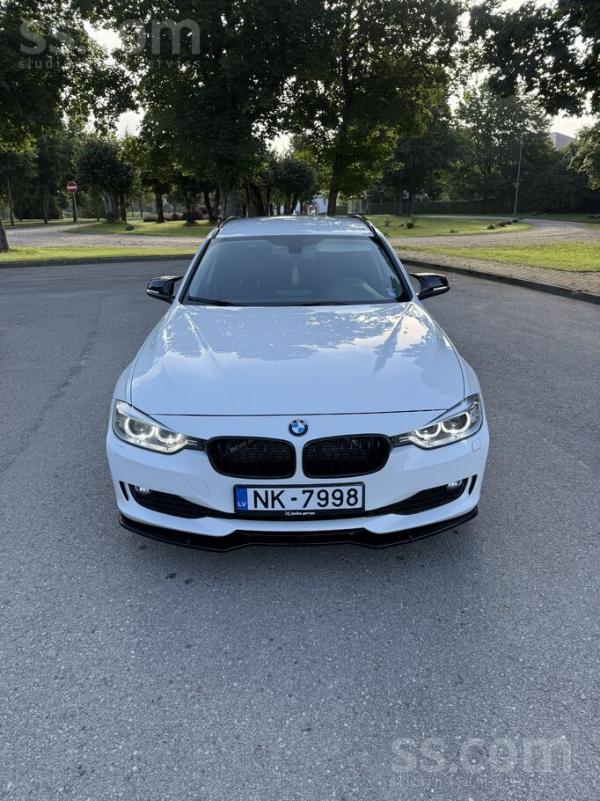 White BMW 330 2012 in Liepaja, with an engine capacity of 3.00 L and mileage of 310 thousand km for 10999 €, photo 1 on AUTOMOTO.COM.LV