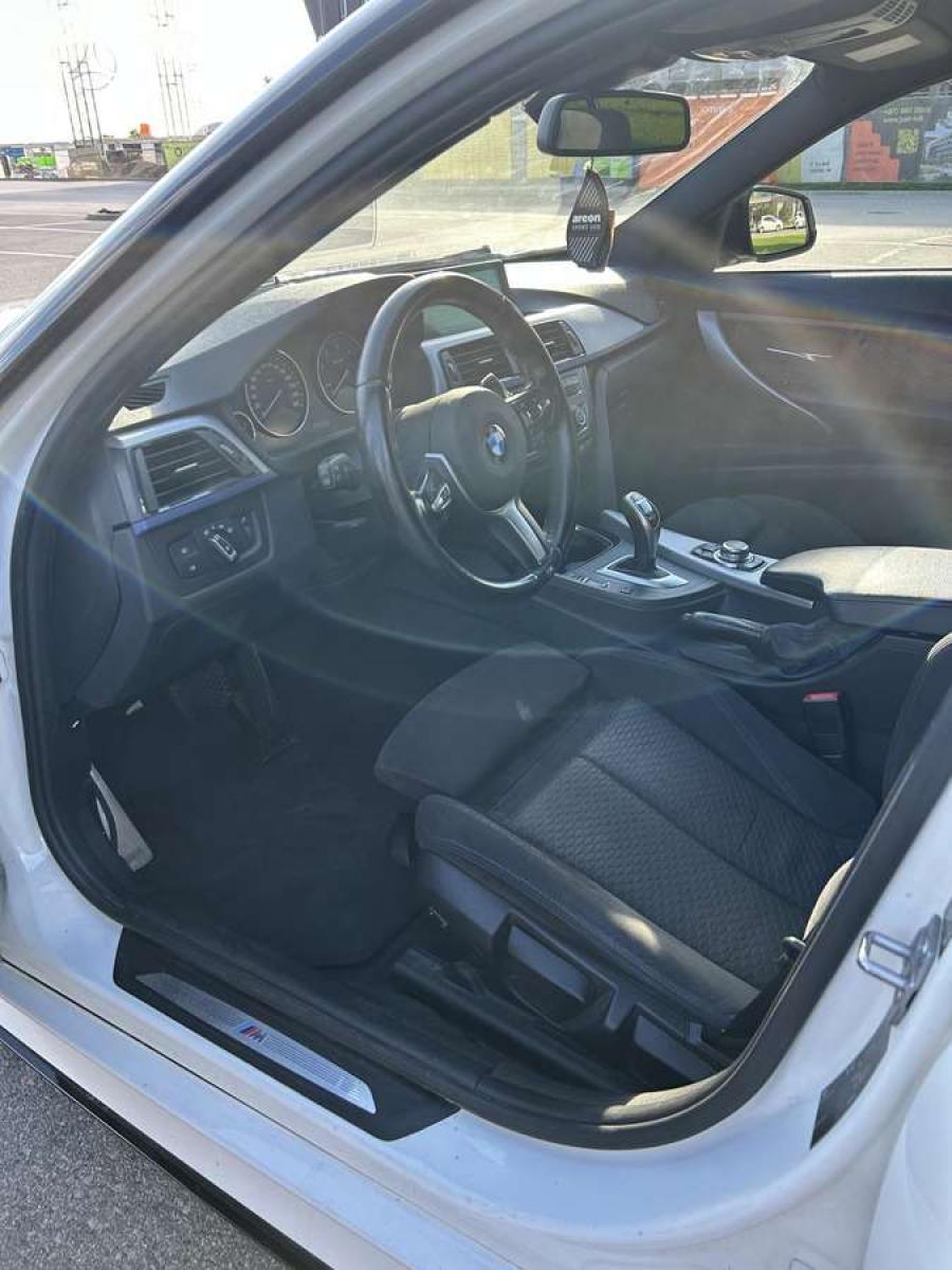 Balts BMW 330 2013 Viļņa, ar dzinēja tilpumu 2.99 L un nobraukumu 245 tūkst. km par 12700 €, foto 14 vietnē AUTOMOTO.COM.LV