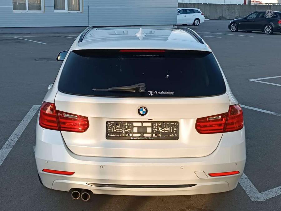 Balts BMW 330 2014 Panevēža, ar dzinēja tilpumu 2.99 L un nobraukumu 280 tūkst. km par 8800 €, foto 8 vietnē AUTOMOTO.COM.LV