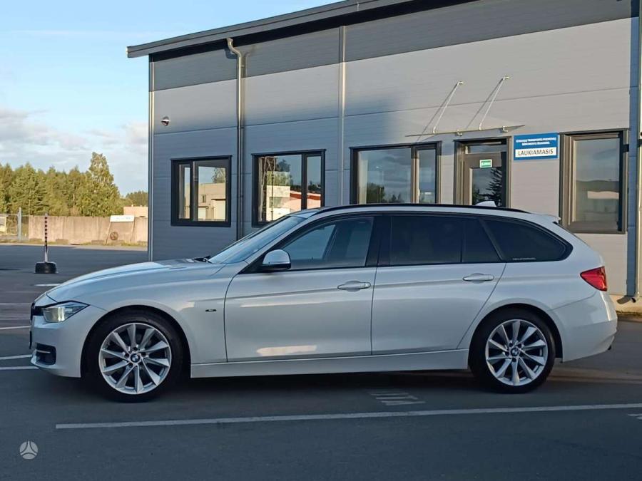 Balts BMW 330 2014 Panevēža, ar dzinēja tilpumu 2.99 L un nobraukumu 280 tūkst. km par 8800 €, foto 12 vietnē AUTOMOTO.COM.LV