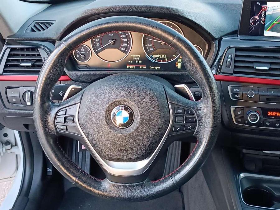 Balts BMW 330 2014 Panevēža, ar dzinēja tilpumu 2.99 L un nobraukumu 280 tūkst. km par 8800 €, foto 18 vietnē AUTOMOTO.COM.LV