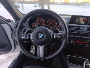 White BMW 330 2015 in Kedainiai, with an engine capacity of 2.99 L and mileage of 279 thousand km for 14990 €, photo 19 on AUTOMOTO.COM.LV