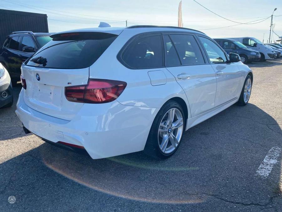 Balts BMW 330 2018 Panevēža, ar dzinēja tilpumu 2.99 L un nobraukumu 267 tūkst. km par 12800 €, foto 6 vietnē AUTOMOTO.COM.LV
