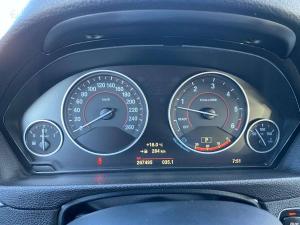 Balts BMW 330 2018 Panevēža, ar dzinēja tilpumu 2.99 L un nobraukumu 267 tūkst. km par 12800 €, foto 13 vietnē AUTOMOTO.COM.LV