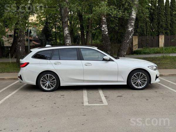Белый БМВ 330 2021 в Рига, объемом двигателя 2.00 л и пробегом 60 тыс. км за 24600 €, фото 2 на AUTOMOTO.COM.LV