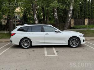 Balts BMW 330 2021 Rīga, ar dzinēja tilpumu 2.00 L un nobraukumu 60 tūkst. km par 24600 €, foto 3 vietnē AUTOMOTO.COM.LV