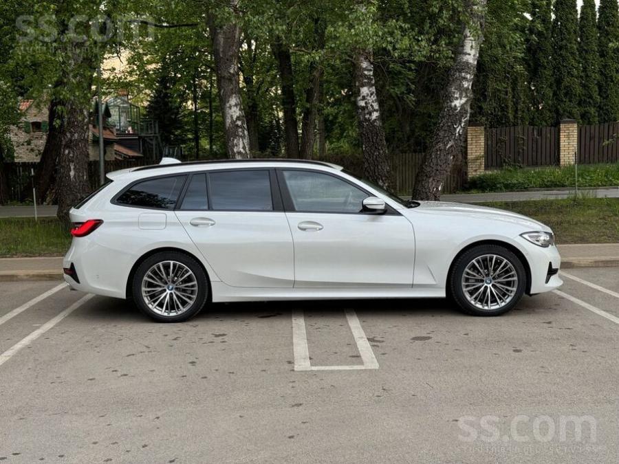 Balts BMW 330 2021 Rīga, ar dzinēja tilpumu 2.00 L un nobraukumu 60 tūkst. km par 24600 €, foto 3 vietnē AUTOMOTO.COM.LV