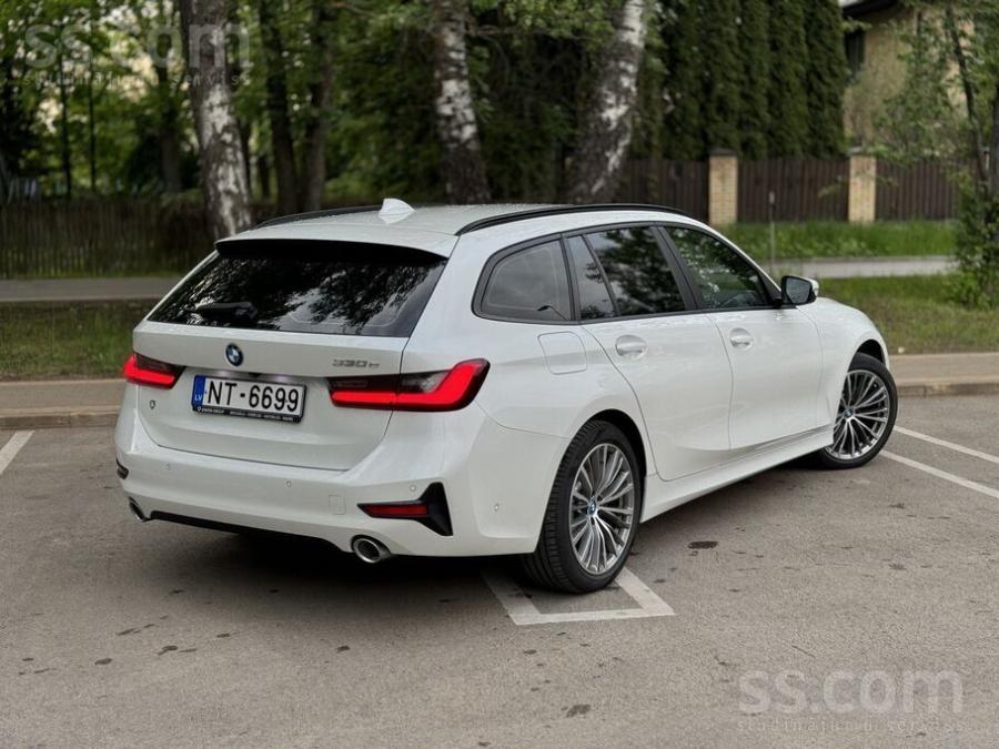 Balts BMW 330 2021 Rīga, ar dzinēja tilpumu 2.00 L un nobraukumu 60 tūkst. km par 24600 €, foto 5 vietnē AUTOMOTO.COM.LV