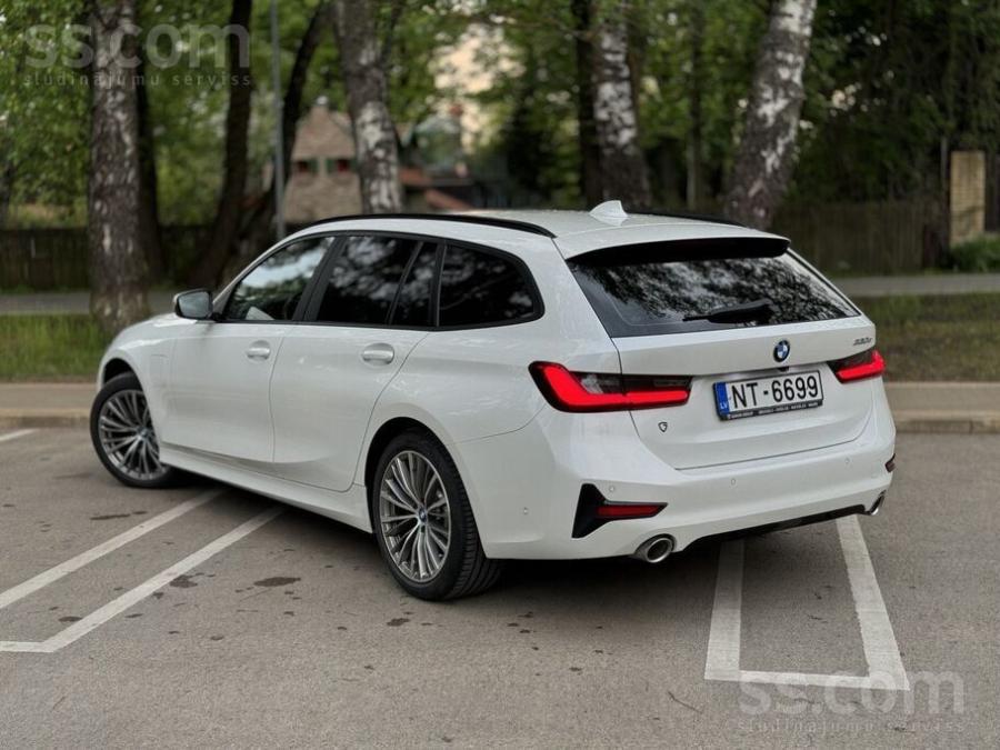 Balts BMW 330 2021 Rīga, ar dzinēja tilpumu 2.00 L un nobraukumu 60 tūkst. km par 24600 €, foto 13 vietnē AUTOMOTO.COM.LV