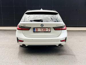 Balts BMW 330 2021 Jelgava, ar dzinēja tilpumu 2.00 L un nobraukumu 239 tūkst. km par 17900 €, foto 5 vietnē AUTOMOTO.COM.LV