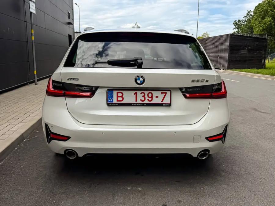 Balts BMW 330 2021 Jelgava, ar dzinēja tilpumu 2.00 L un nobraukumu 239 tūkst. km par 17900 €, foto 12 vietnē AUTOMOTO.COM.LV