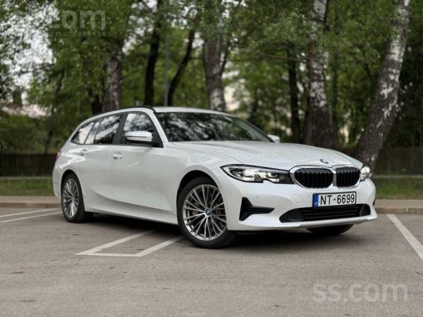 Белый БМВ 330 2021 в Рига, объемом двигателя 2.00 л и пробегом 60 тыс. км за 25000 €, фото 1 на AUTOMOTO.COM.LV