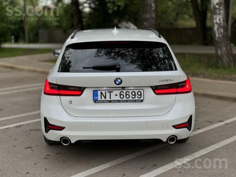 Balts BMW 330 2021 Rīga, ar dzinēja tilpumu 2.00 L un nobraukumu 60 tūkst. km par 25000 €, foto 6 vietnē AUTOMOTO.COM.LV